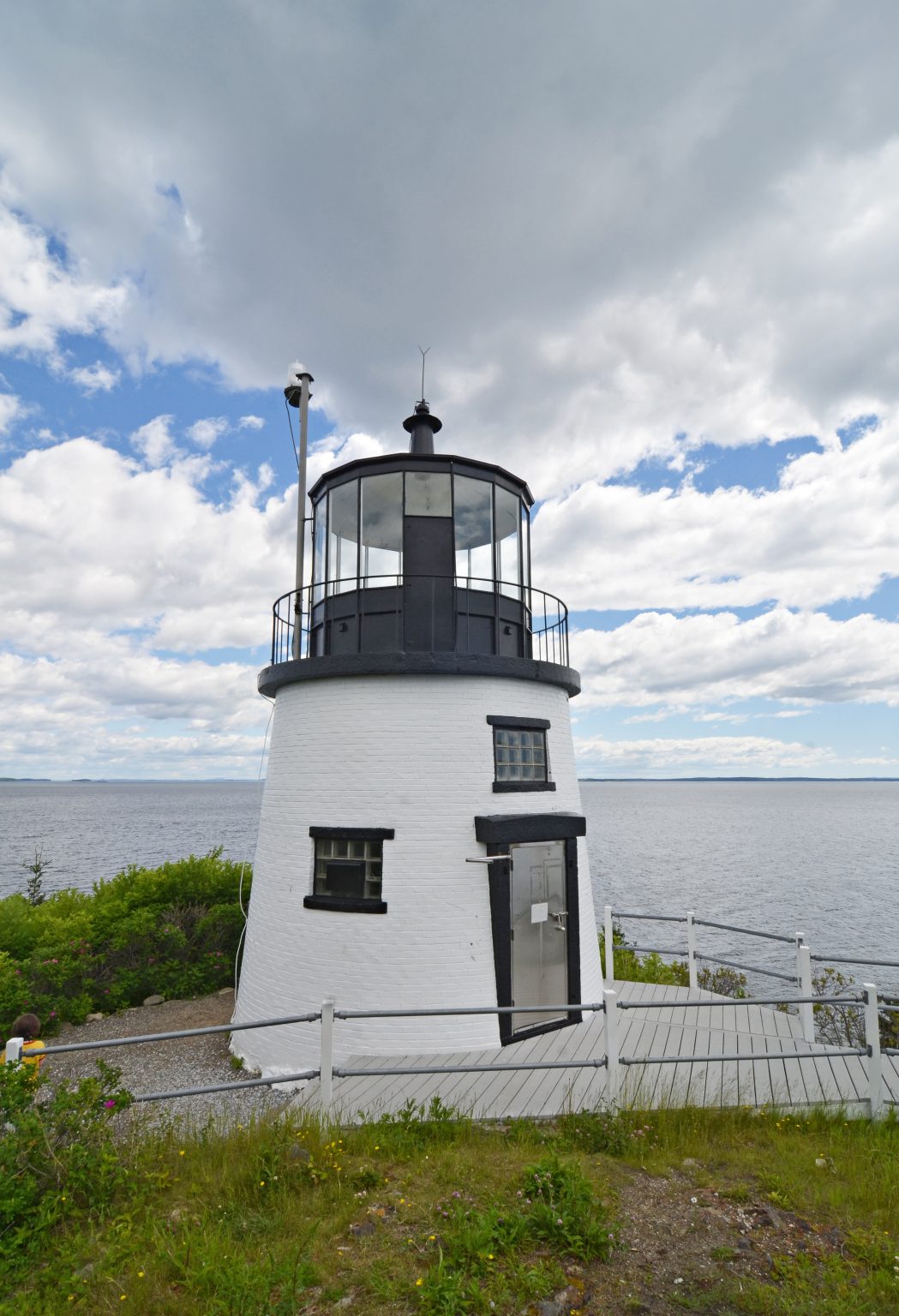 9 haunted lighthouses with scary ghostly legends | The Ghost Posts
